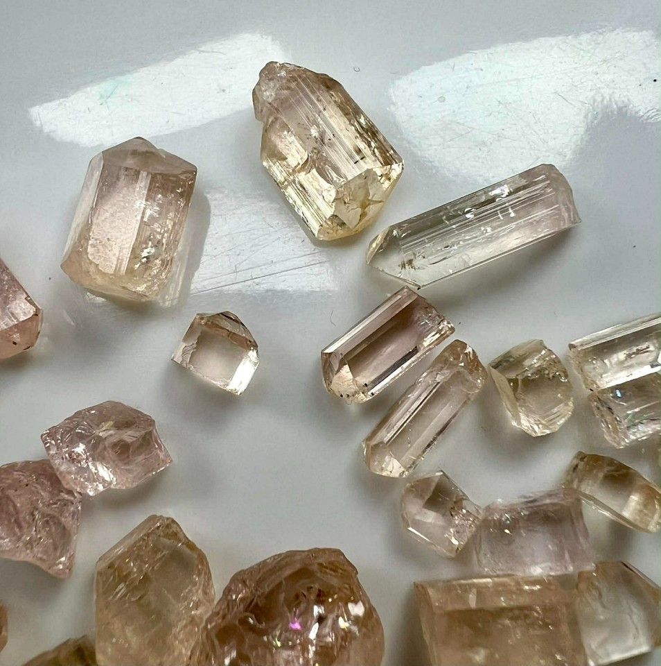 130 Carat Ultra Rare !!! Imperial Katlang Topaz Crystals Lot @PAK | eBay