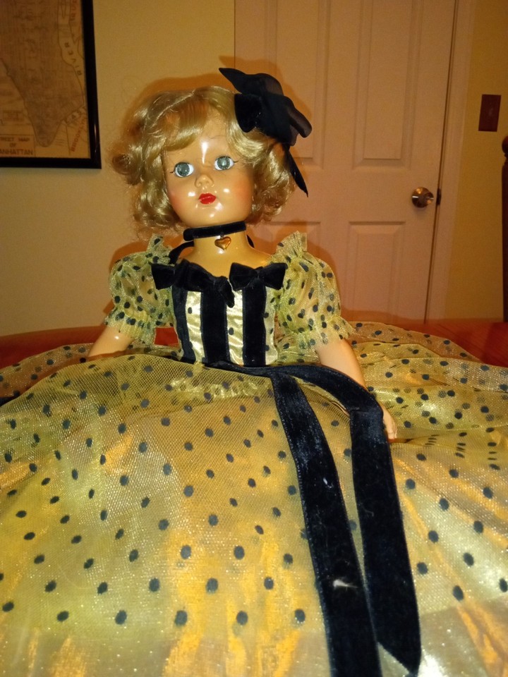 Effanbee Honey Hard Plastic 16 Inch Strung Doll Original Clothes-see ...