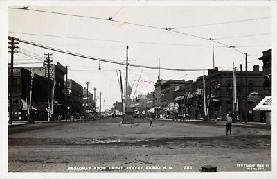 Broadway from Front Street, Fargo, ND North Dakota (2) 1909 RPPC ...