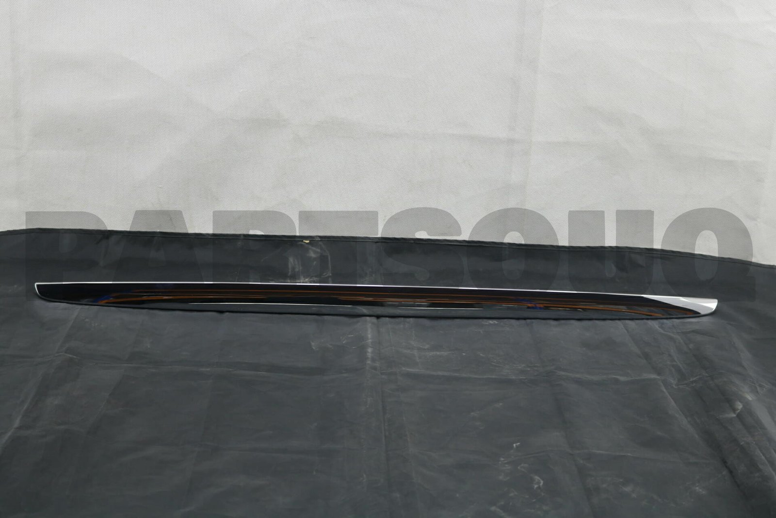 7513260070 Genuine Toyota COVER, LICENSE REAR LAMP 75132-60070 | eBay