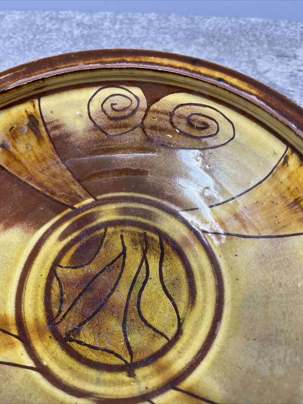 Michael Cardew for Winchcombe pottery slipware Bowl (1926-1936) #162 ...