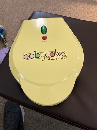 Babycakes Mini's Donut Maker DNM-30 Nonstick Cakes Desserts | eBay