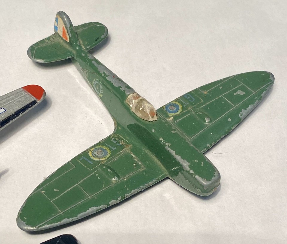 Maisto B-17G Tootsietoy B17 Zymase Spitfire Meccano Tin & Diecast Plane ...
