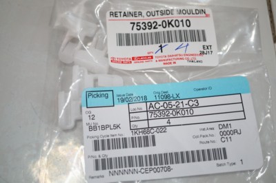 4pc 75392-0K010 RETAINER OUTSIDE MOULDIN FENDER TOYOTA HILUX REVO ROCCO ...