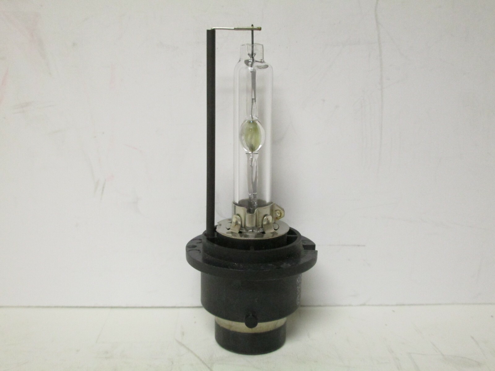 KOITO JAPAN DS2 XENON HID BULBS 35W | eBay