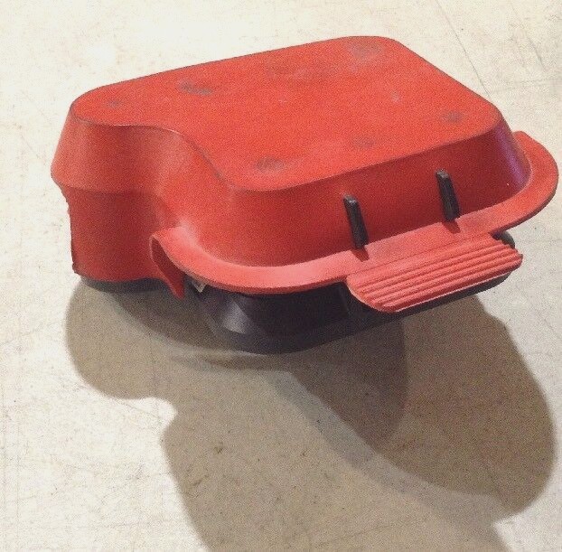 COVERED 3-SPOT FUSE HOLDER BLOCK FOR ANN/ANL/CNN FUSES WITH GROUND 5/16 ...