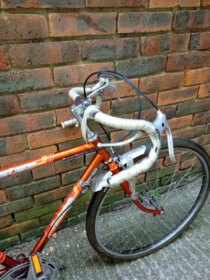 VINTAGE RALEIGH METEOR ROAD RACE BIKE (KIDS SIZE 18" FRAME WITH 24 ...