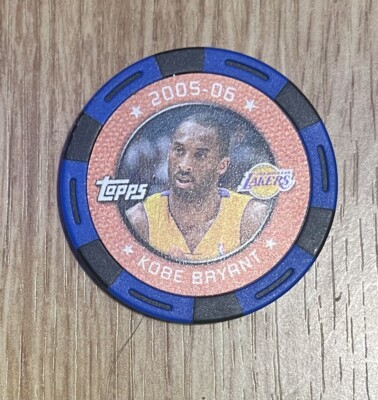 KOBE BRYANT 2005-06 TOPPS NBA POKER CHIP BLUE LOS ANGELES LAKERS MINT ...