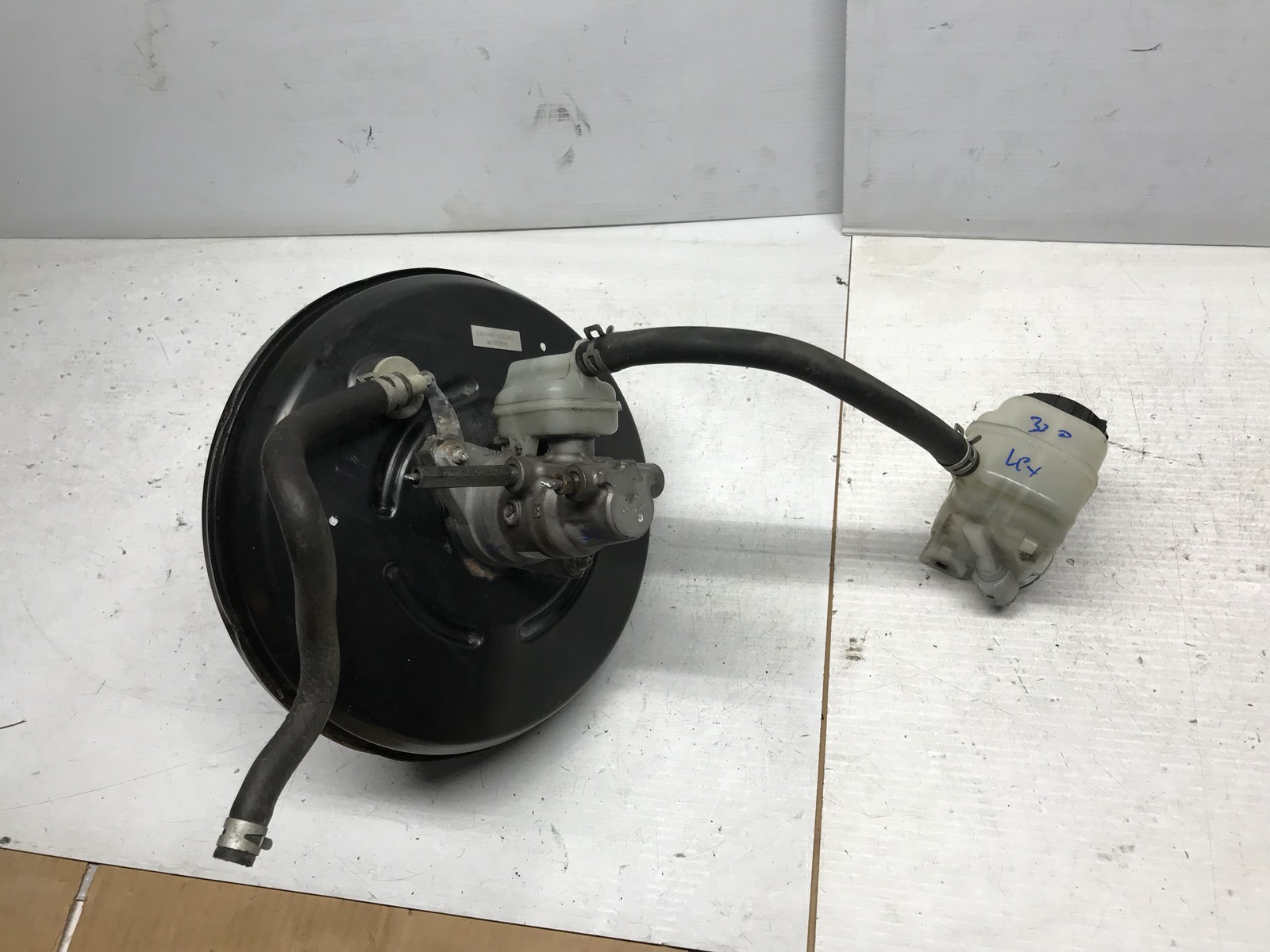 2004-2006 Lexus RX330 Brake Master Cylinder With Vacuum OEM 04-06 | eBay