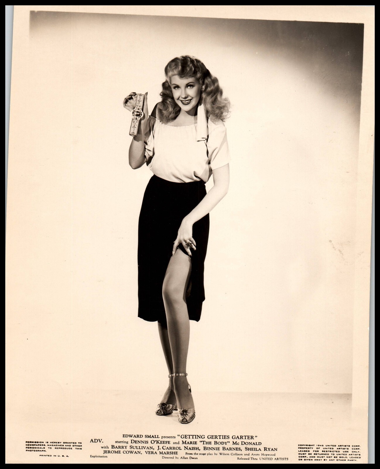 1945 HOLLYWOOD Barefoot MARIE THE BODY McDONALD BOMBSHELL PORTRAIT ...