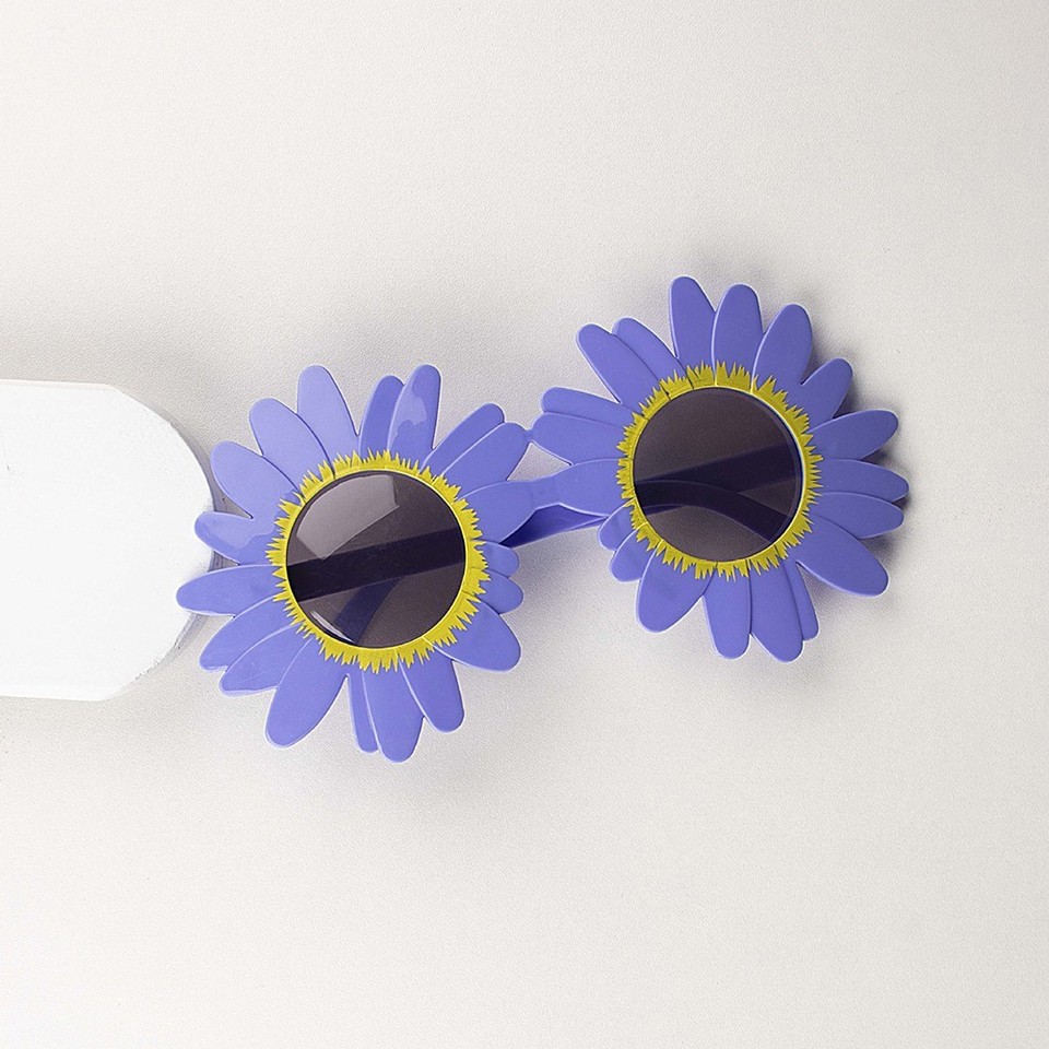 Unique Flower Shaped Sunglasses Stylish Design Lightweight PC Material ...