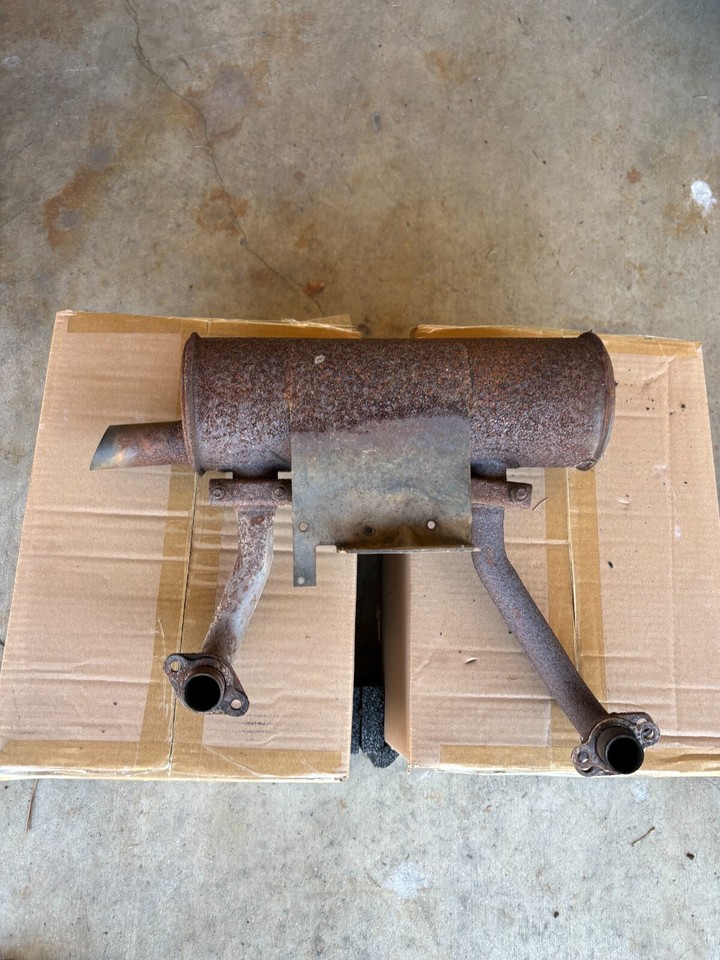 John Deere 318 316 Onan 420 B43 B48 P218 P220 Engine Muffler and ...