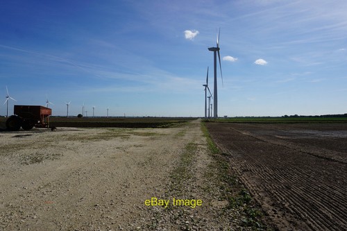 Photo 6x4 Goole Fields 1 & 2 Wind Turbine Farms Goole Moors c2018 | eBay