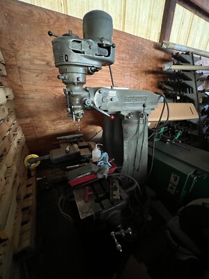Manufacturing & Metalworking - Bridgeport Milling Machine