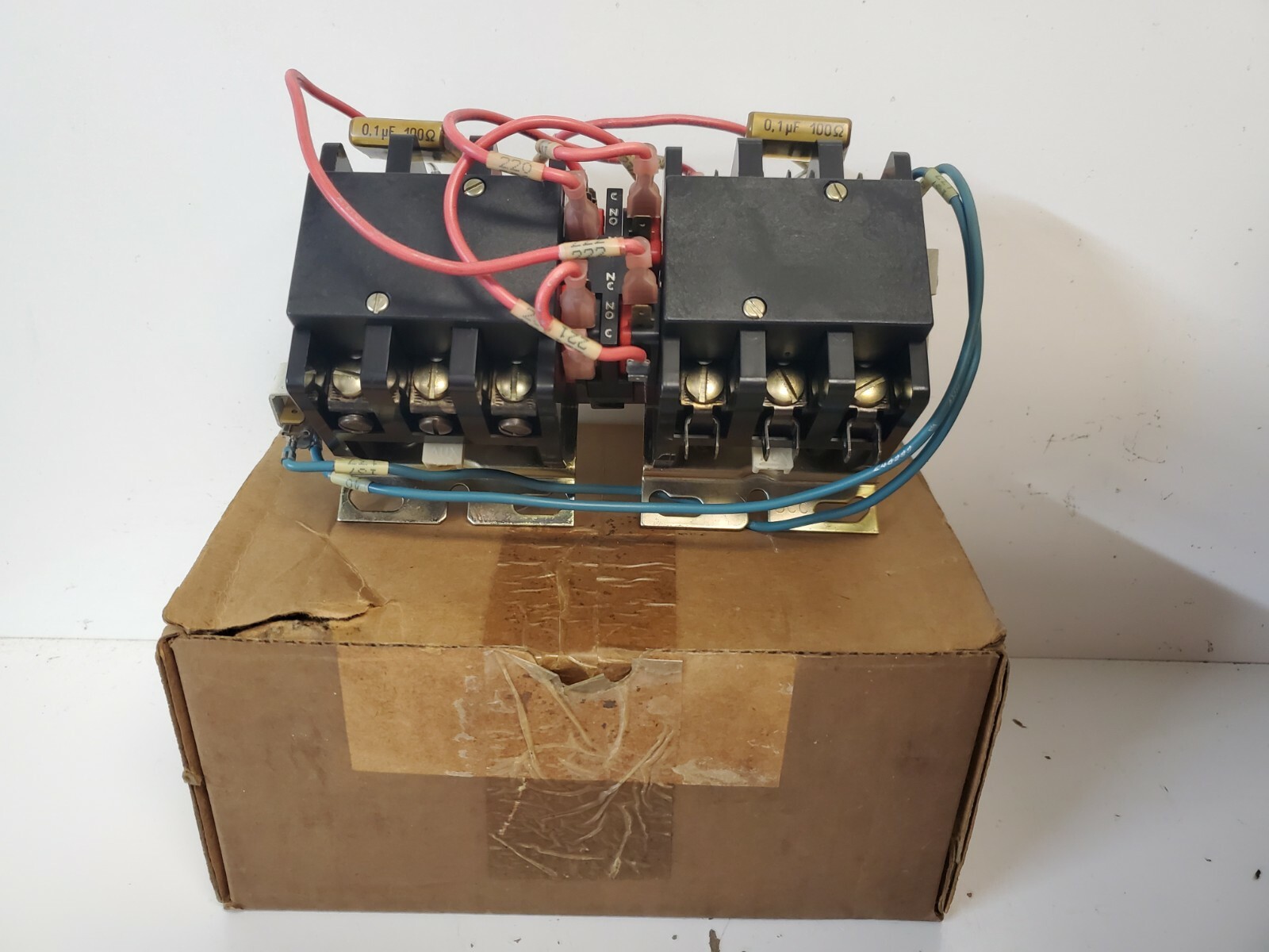 NEW IN BOX! JOSLYN CLARK REVERSING CONTACTOR A77-350735A-4 | eBay