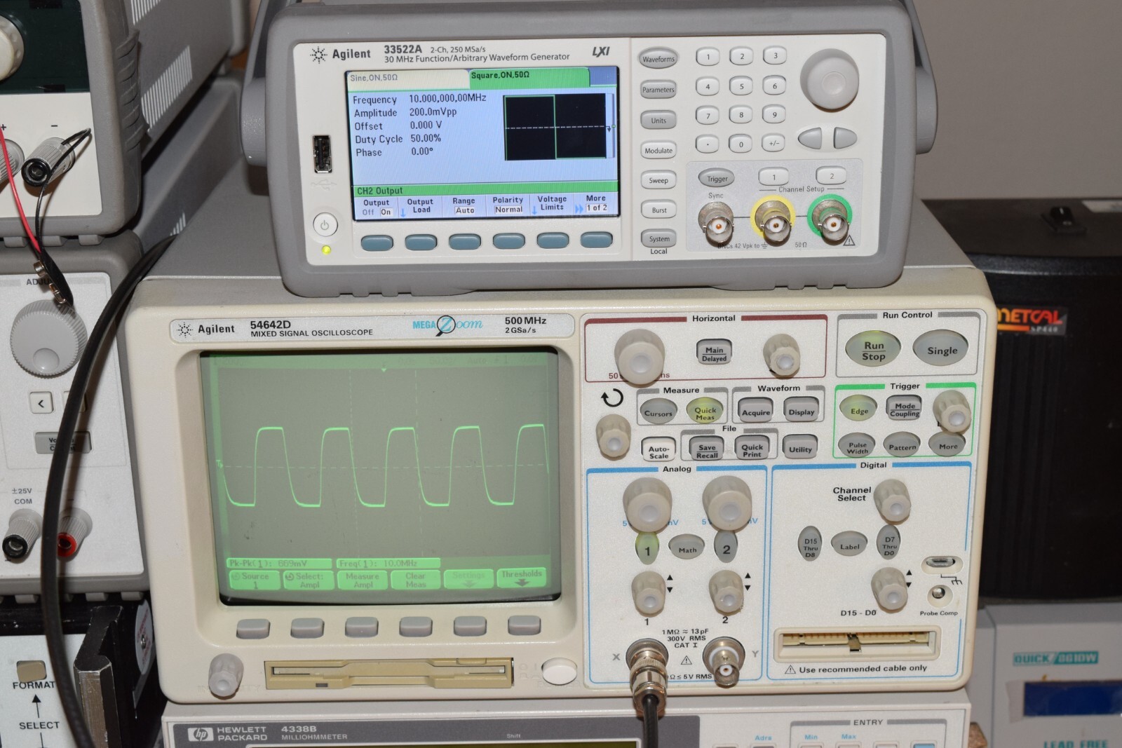Agilent 33522A 16M GPIB OCXO Arbitrary Function Waveform Generator ...