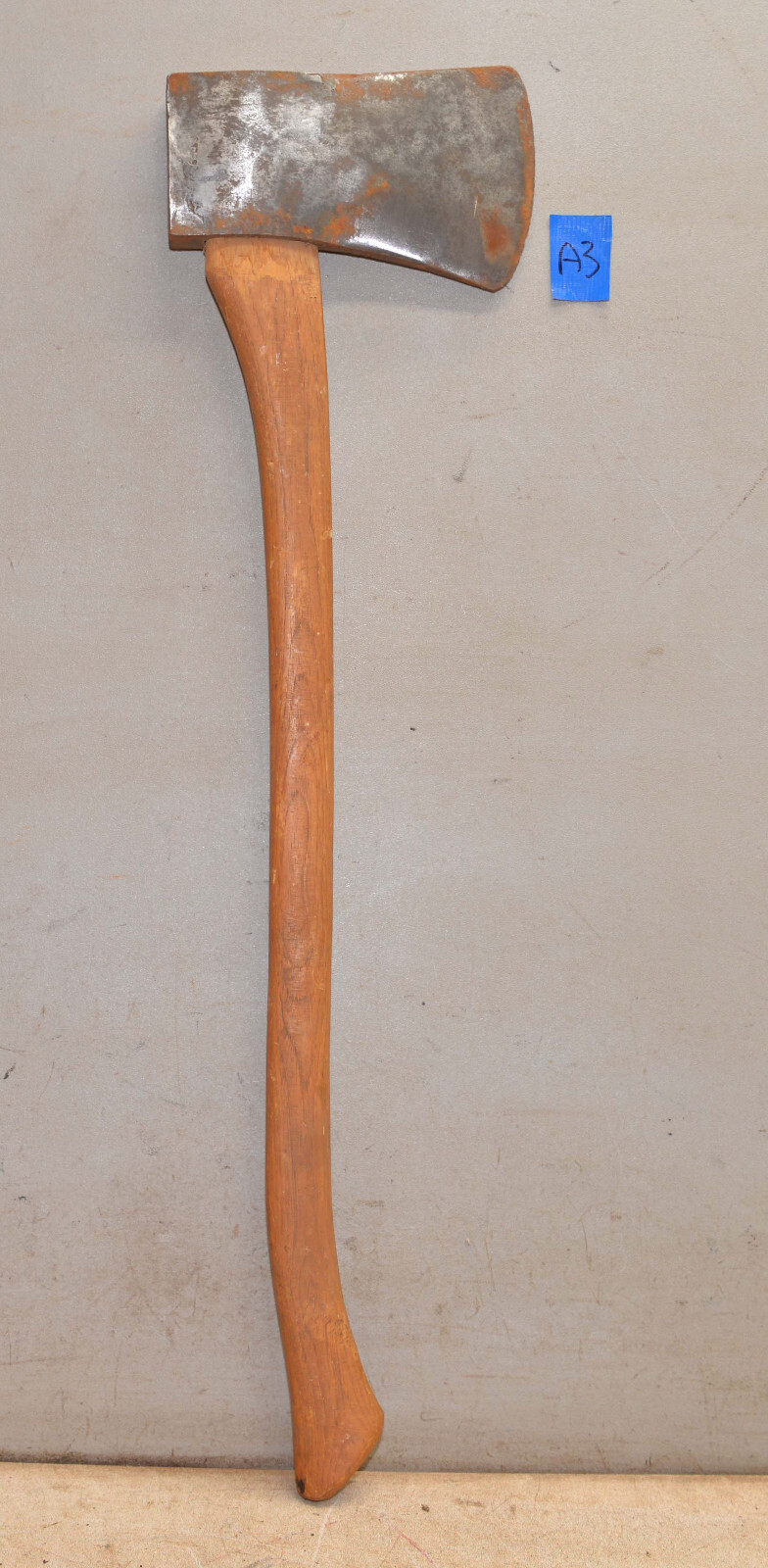 Rare 6 lb Eagle Edge Tool Co embossed axe 1562 date England huge EETC ...