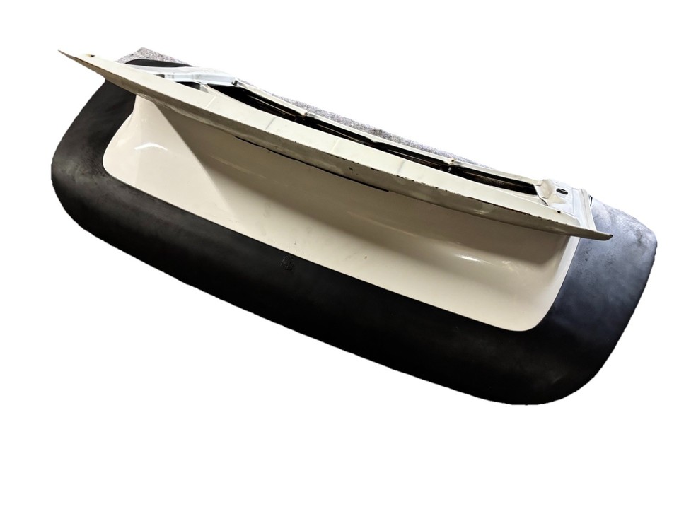 EXCELLENT Porsche 1979 Model 930 Turbo Whale Tail Rear Spoiler Wing ...