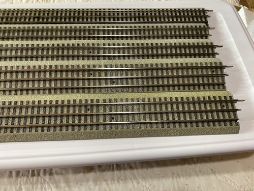 5 Pieces of Lionel FasTrack 30 In Straight Track O Scale | eBay