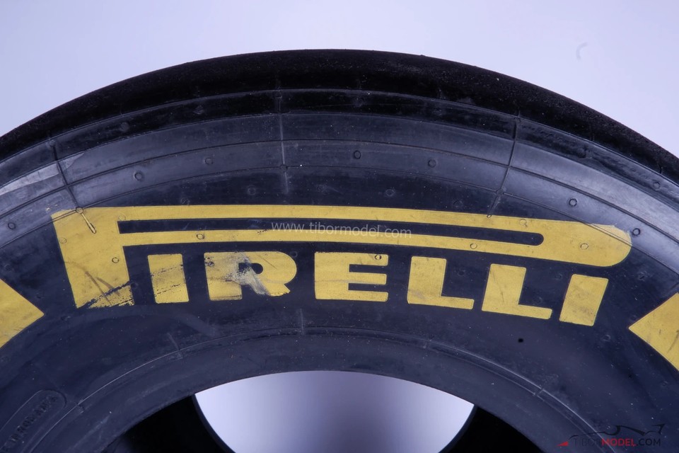 Pirelli PZero F1 tyre yellow marking - soft, 2016 season (from real F1 ...