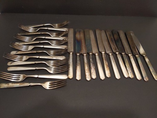 Rogers Bro Waterbury Conn Lot of 12 DWT 12 Butter Knives 12 Forks ...