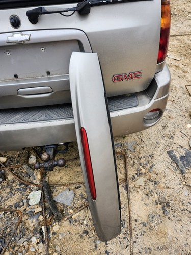 2002-2009 GMC Envoy Rainier Liftgate Grey Spoiler Third Brake Light ...