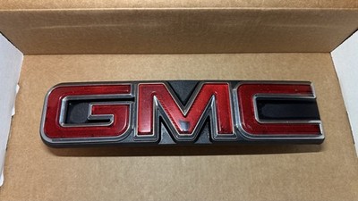 2001-2006 GMC Yukon Denali Grill OEM Badge Emblem With Provision Plate ...