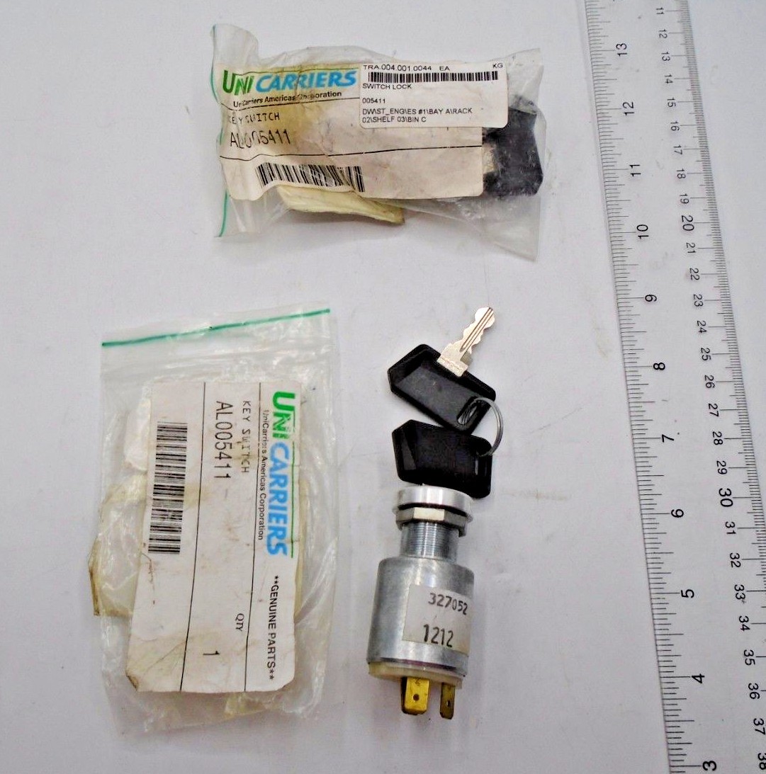 IGNITION SWITCH Unicarriers Forklift 2 Keys AL005411 Lot of 3 New **46 ...
