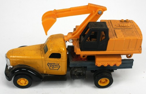 ERTL - 1947 INTERNATIONAL KB-12 CAB - MODIFIED INTO CONSTRUCTION ...