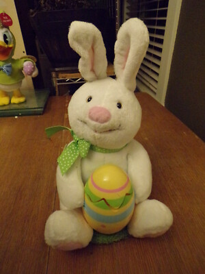 Hallmark Animated/Sound/Music Easter Rockin' Rabbit White Bunny Plush ...