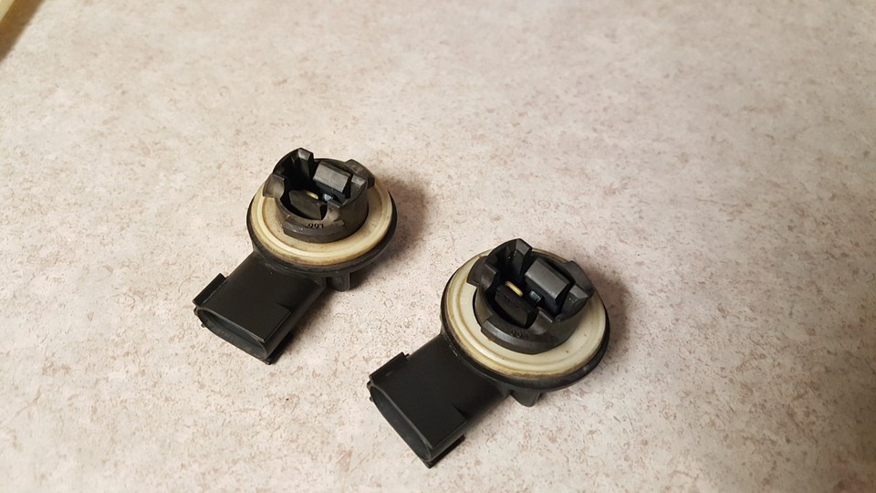 chrysler dodge socket turn signal amber park 95023l (qty2) oem a389 | eBay