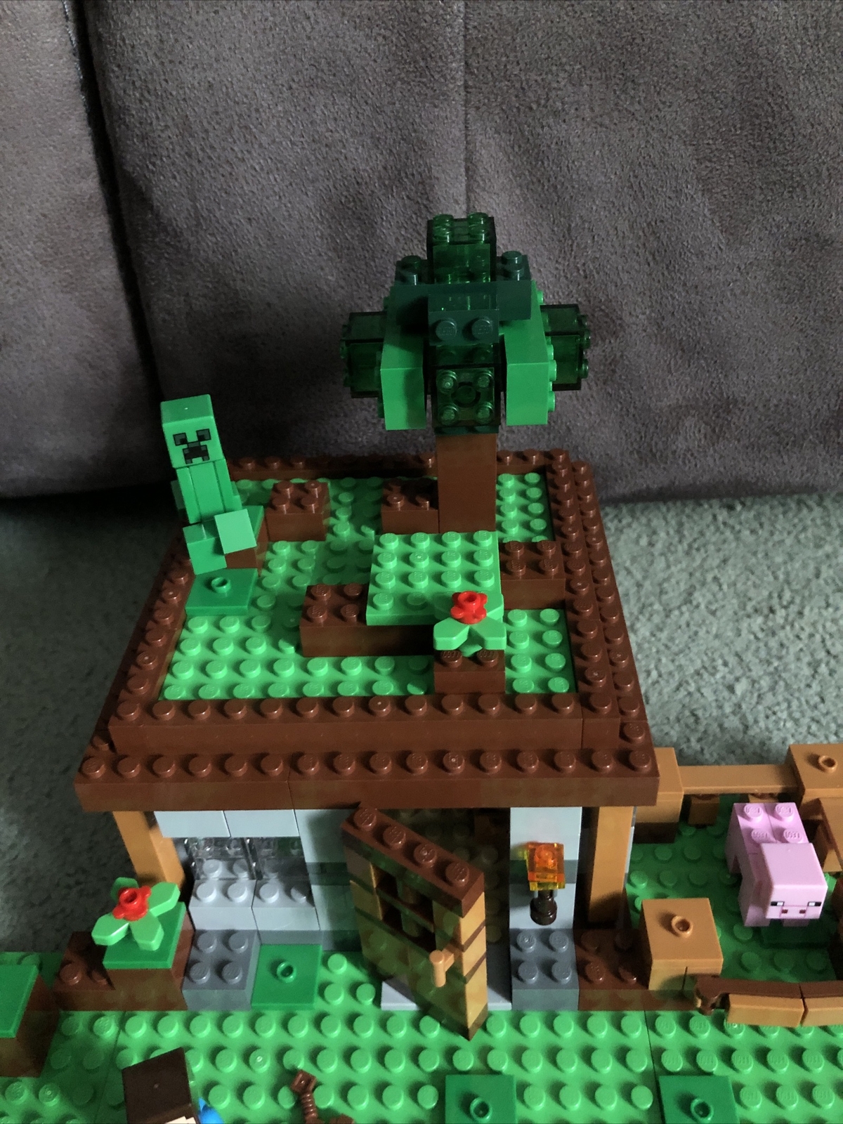 LEGO Minecraft - The First Night. Set: 21115, 100% Complete ...