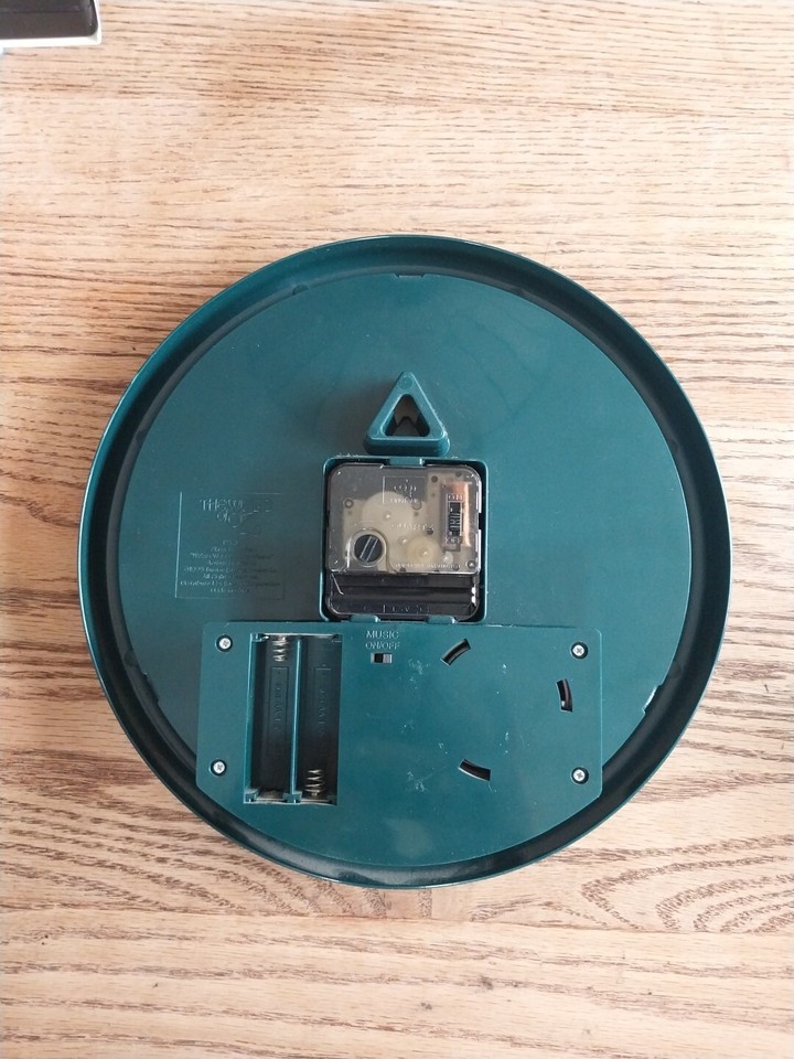 Rare 1995 WIZARD of OZ 10" Wall Clock Turner Entertainment Kim Behm ...