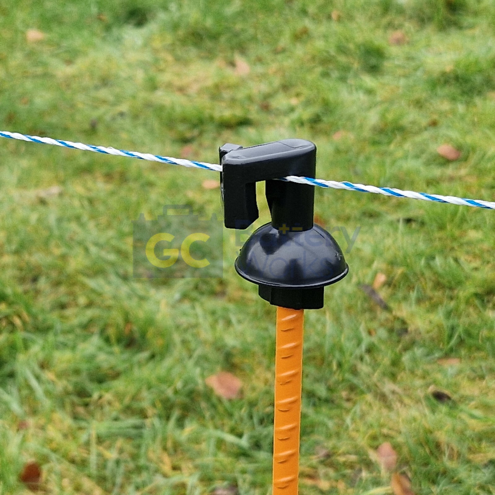 Spring Steel Fence Post Electric Fencing Oval Stake 105cm With Top ...