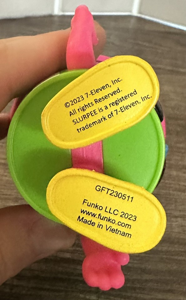 Funko Pop! Ad Icons: 194 Purple Slurpee 7-11 Exclusive 89 Blue ...
