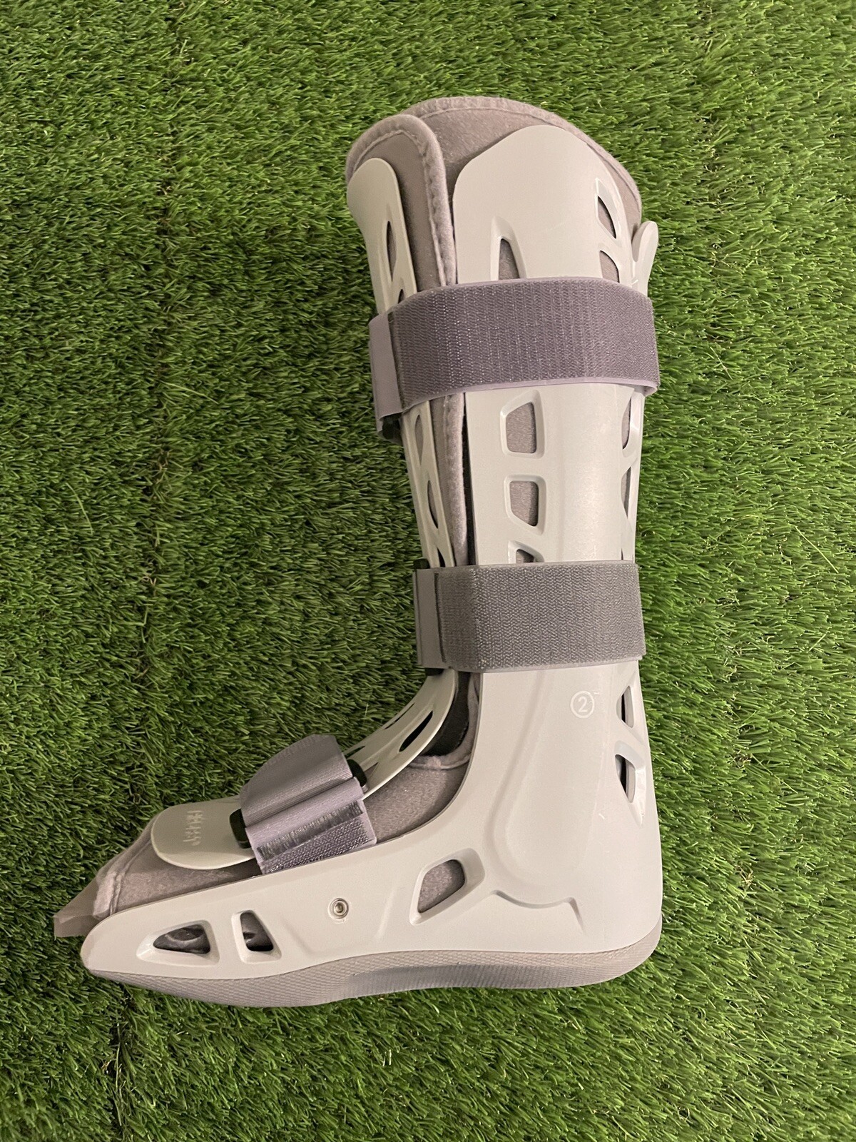 AirCast Soft Strike Walking Pneumatic Pump Boot Walking Cast Size ...