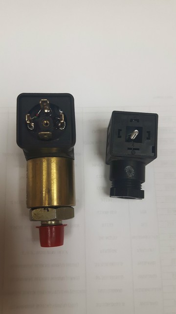 Gems - Rugged Cylindrical Pressure Switch - PS75-70-4MNZ-C-HCR for sale ...