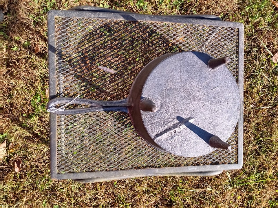 Antique Campfire Cowboy Cast Iron Footed Spider Deep Skillet Gate Mark ...