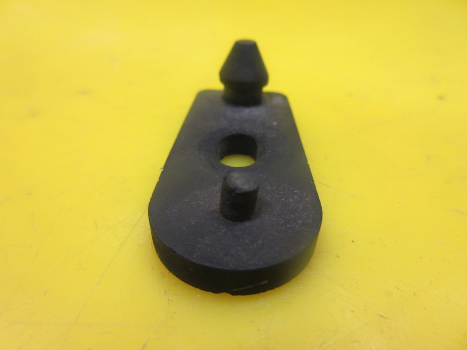 OEM 03 SKI-DOO SKIDOO REV MXZ 600 HO HOOD SHROUD PIN GROMMET LATCH GSX ...