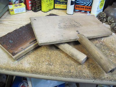 Primitives - Wool Card