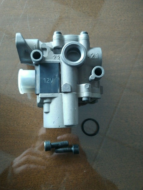 WABCO Air Brake Valves Assembly 4721950760 4721950770 for sale online ...