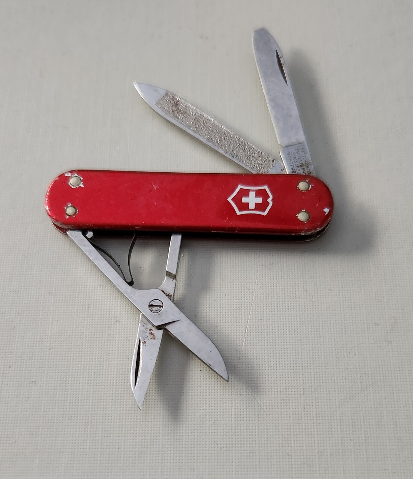 Swiss Army Classic SD Pocket Knife by Victorinox Swiss Army, Red | eBay
