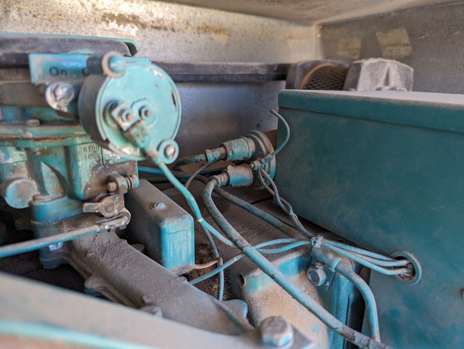 Onan 4KW 4,000 Watt twin-cylinder gasoline-powered generator RV camper ...