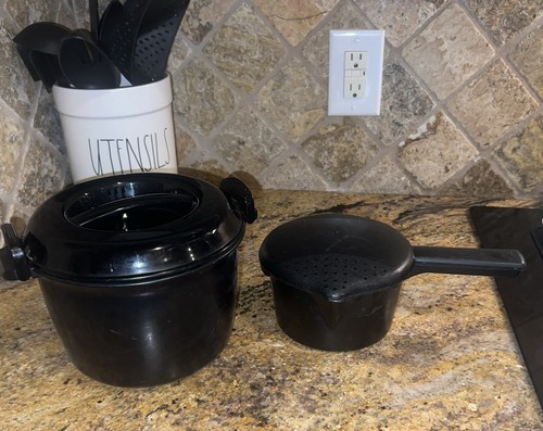 Pampered Chef 1 & 2 Qt. Black Micro-Cookers - Microwave Pot Rice ...