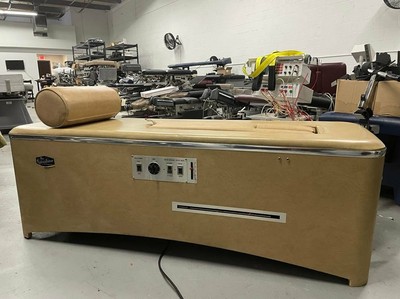 Chiropractic - Intersegmental Traction Table