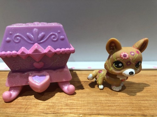 Littlest Pet Shop LPS 2007 #1851 Corgi dog puppy and accessory - Rare ...