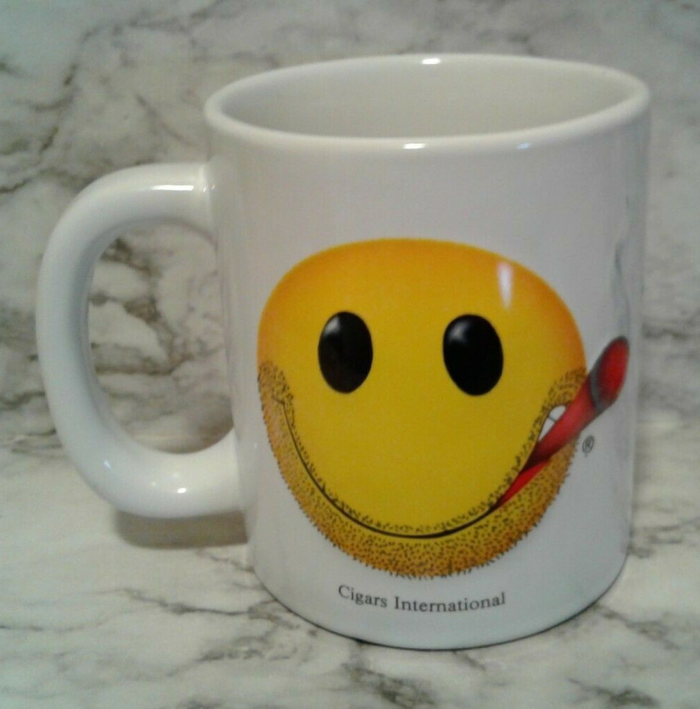 CIGARS INTERNATIONAL WHITE Happy SMILEY Face Large Coffee Mug Cup ...