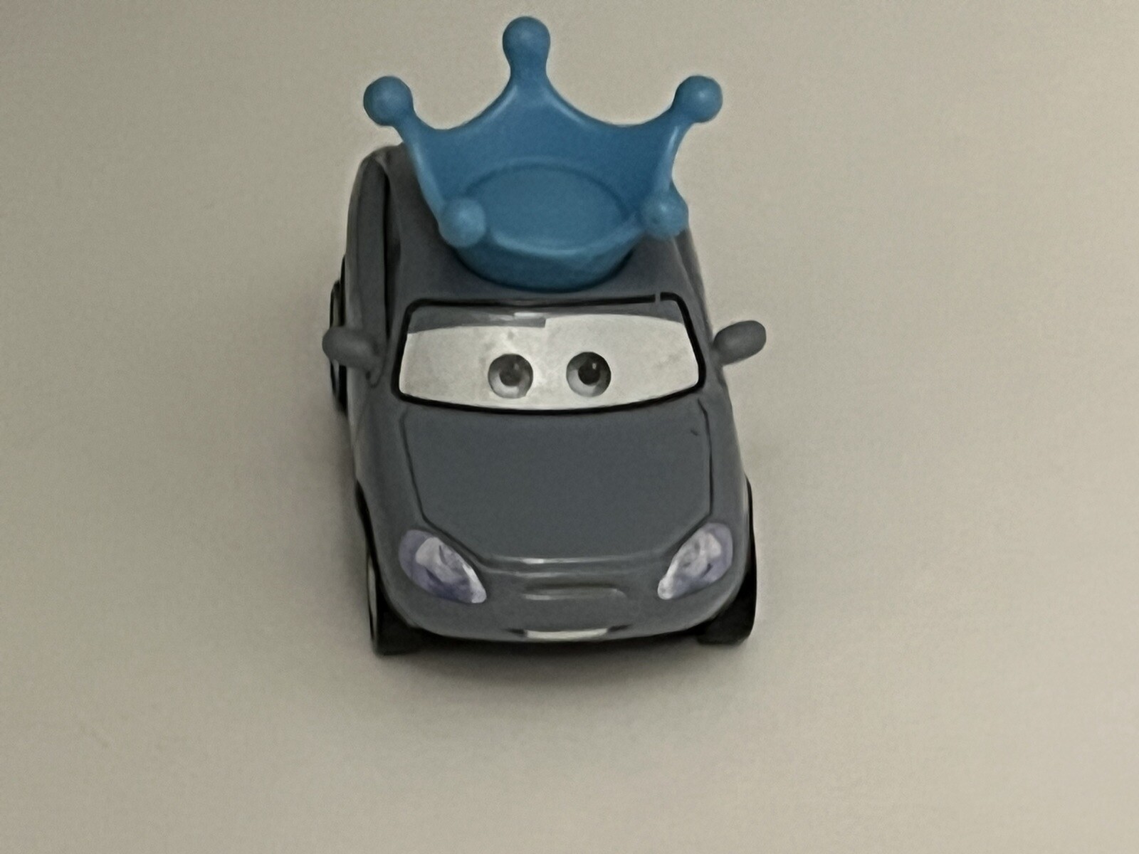 Disney Pixar Cars Mattel Darla Vanderson The King Fan Die-Cast 1:55 ...