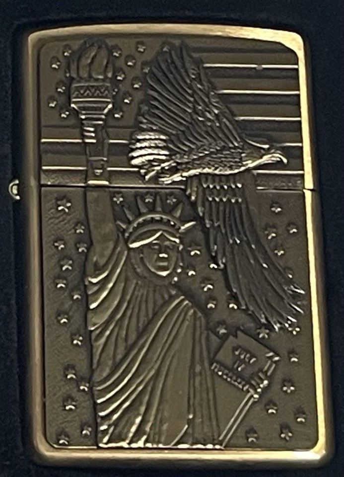 ZIPPO 2001 BARRETT SMYTHE STATUE OF LIBERTY SURPRISE LIGHTER UNFIRED IN ...