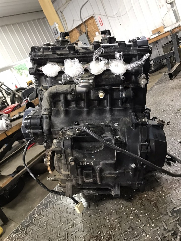 2022 Kawasaki ZR Z 900 Z900 ZR900 R RS Engine Motor | OE | Japan